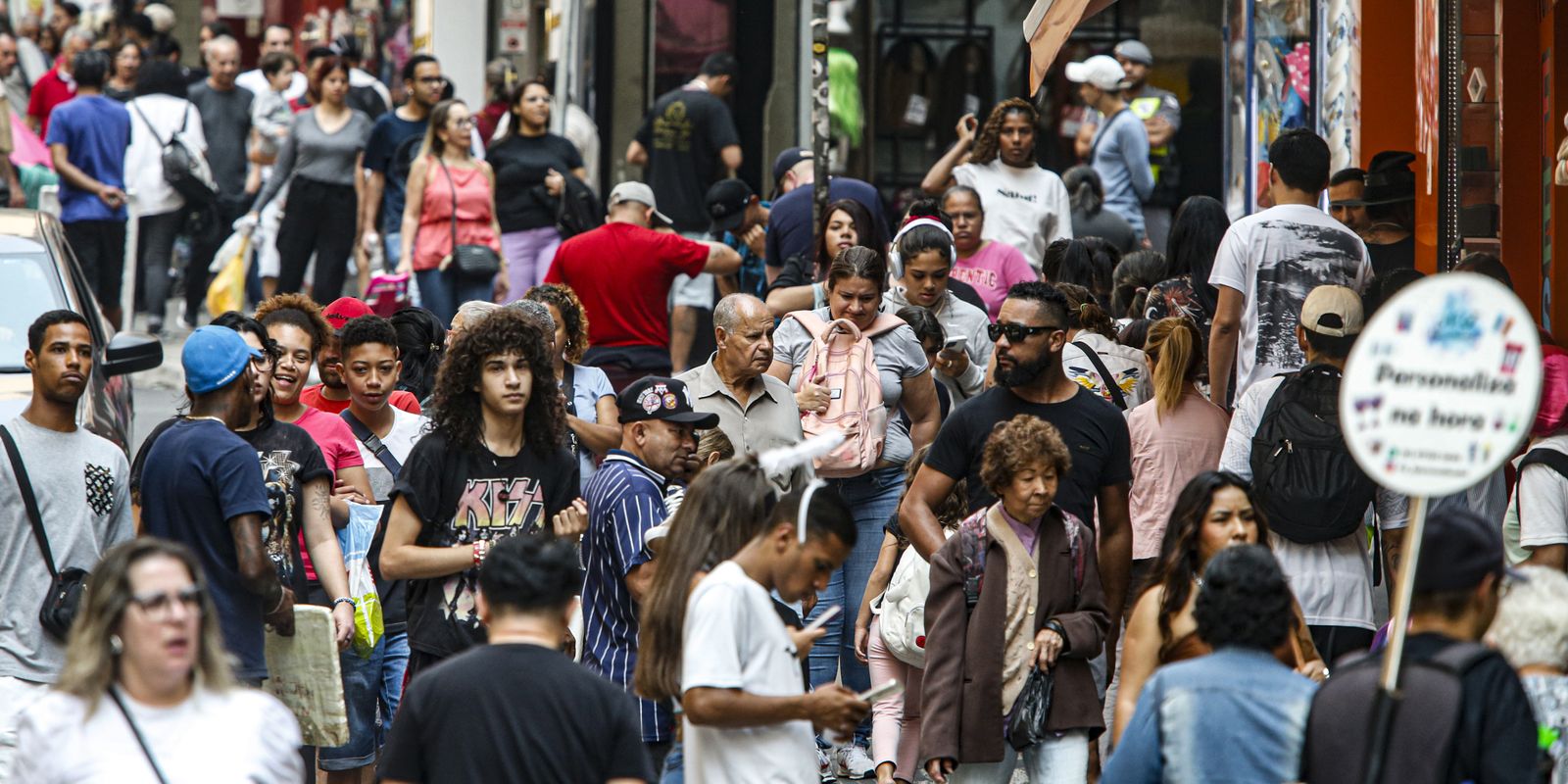 Alerta Caged: Criação de vagas despenca no Brasil em abril!